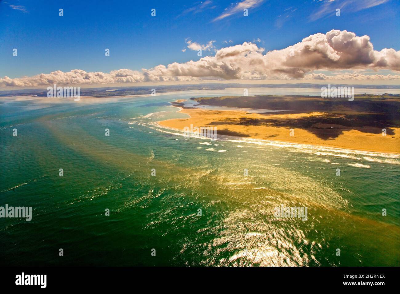 Kaipara entrance hi-res stock photography and images - Alamy