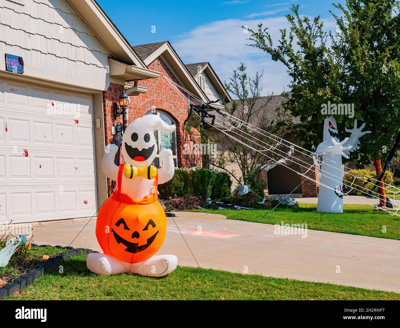 Halloween decoration in front of a house at Oklahoma Stock Photo - Alamy