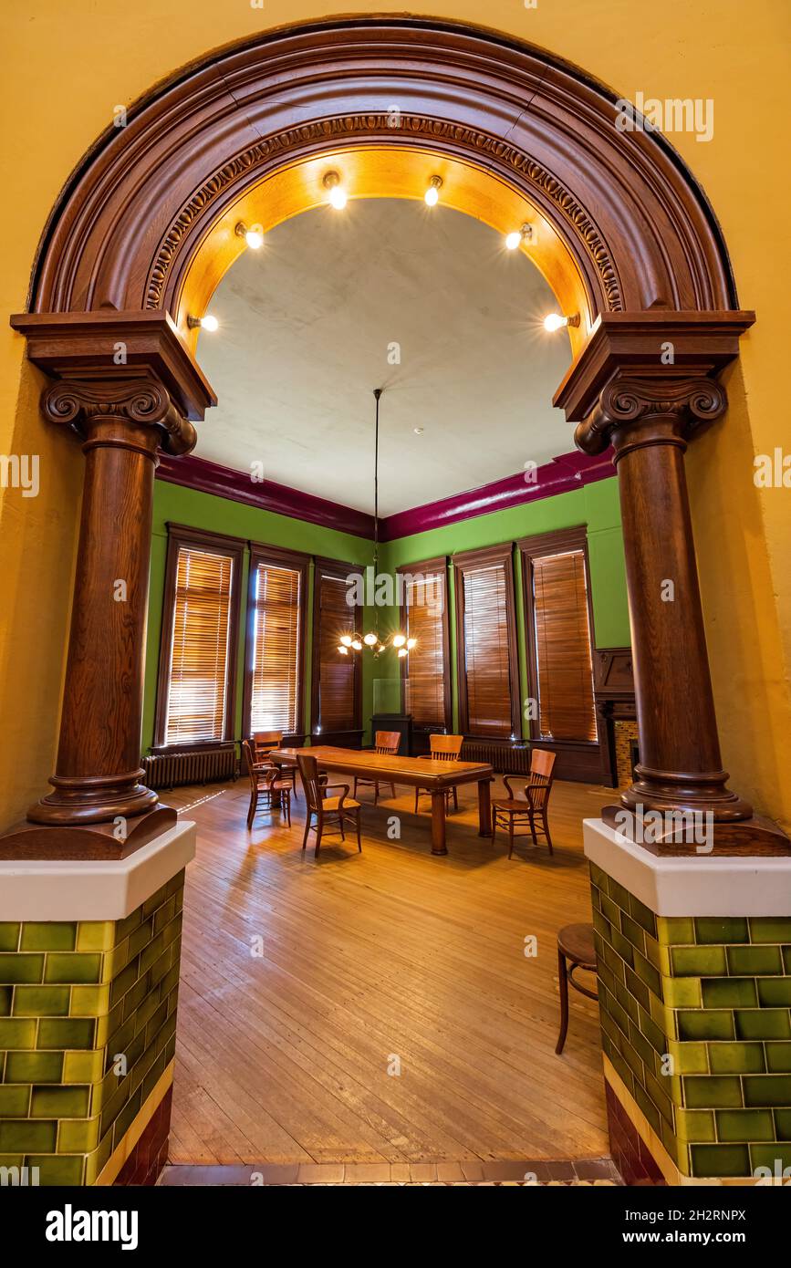 Carnegie library interior hi-res stock photography and images - Alamy