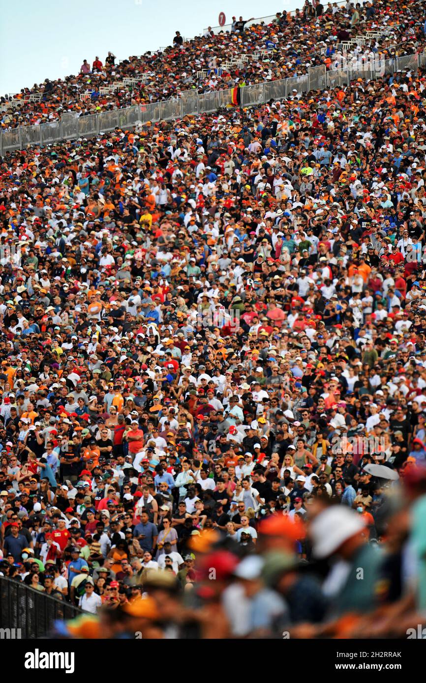 United states grand prix fans 2021 hi-res stock photography and images ...