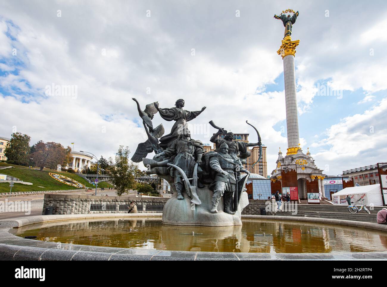 Kyiv, Ukraine - October 6, 2021: Monument to the founders of Kyiv on ...