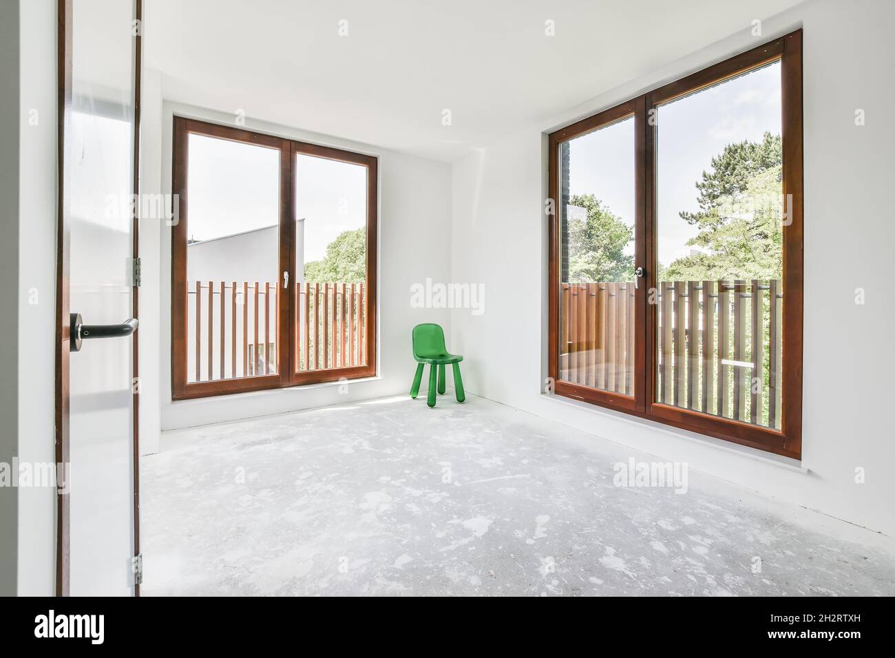 Bright interior design of a luxury house Stock Photo - Alamy