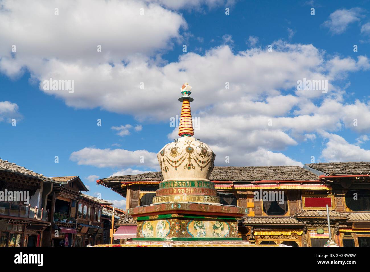 Tibetan buddhist stupa in shangri la hi-res stock photography and ...