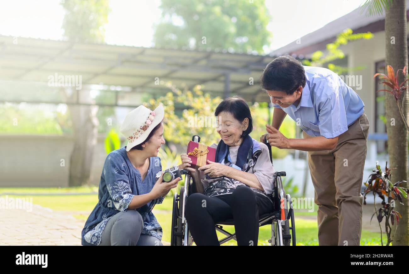 Son And Daughter In Law Gift Elderly Mother In Backyard Stock Photo Alamy son-and-daughter-in-law-gift-elderly-mother-in-backyard-stock-photo-alamy
