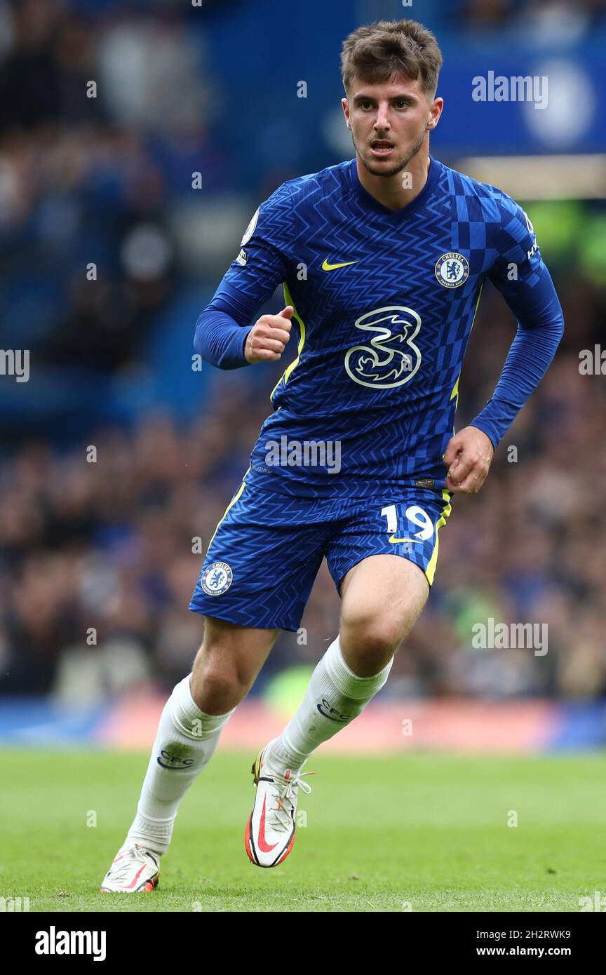 London, England, 23rd October 2021. Mason Mount of Chelsea during the ...