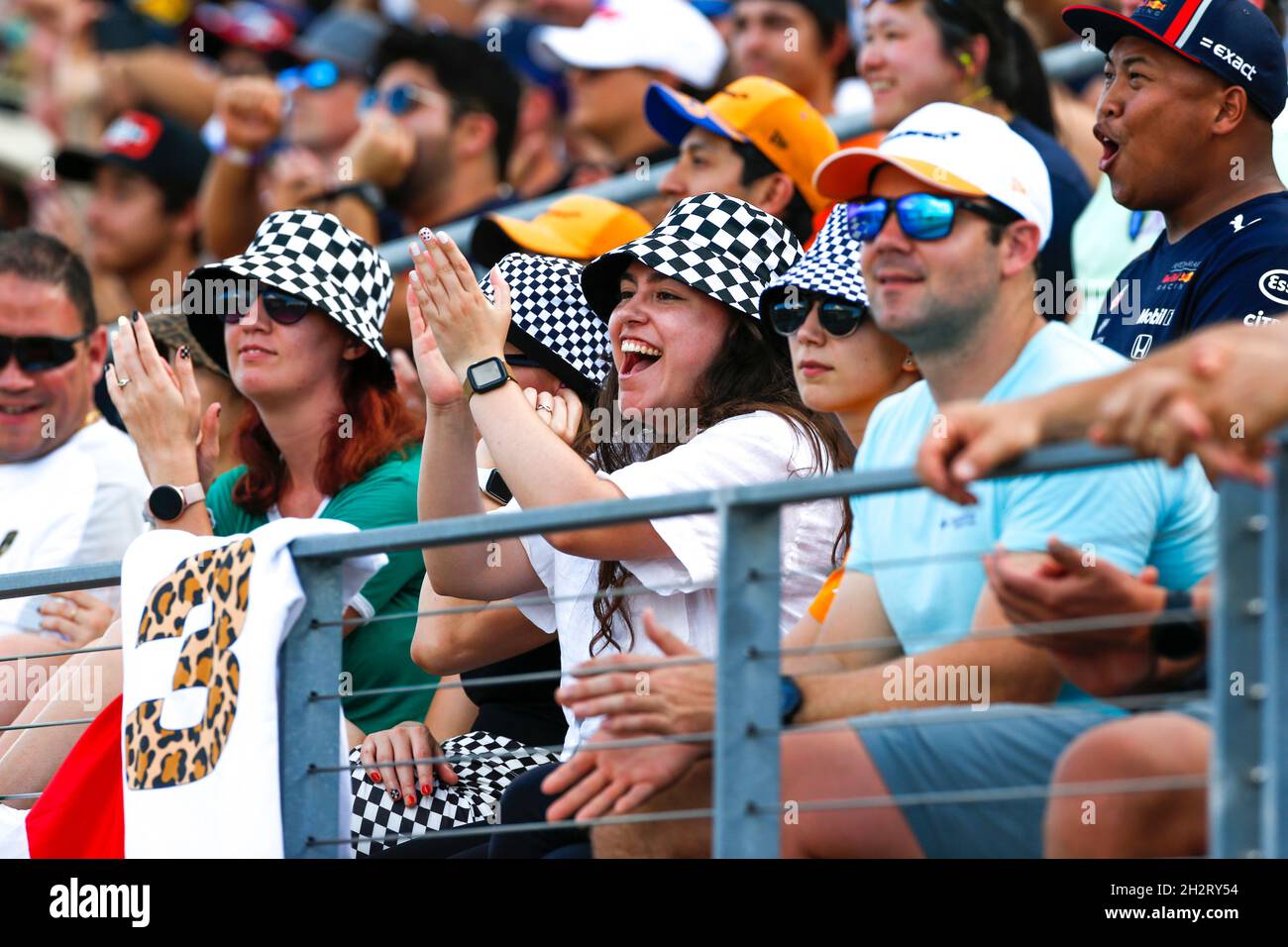 Fans, F1 Grand Prix of USA at Circuit of The Americas on October 23 ...
