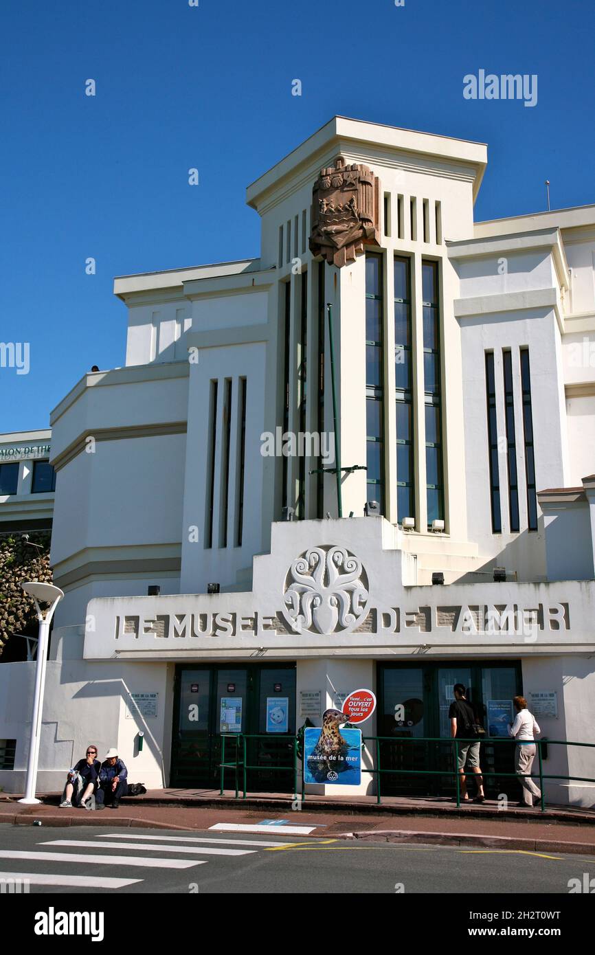 Biarritz museum hi-res stock photography and images - Alamy