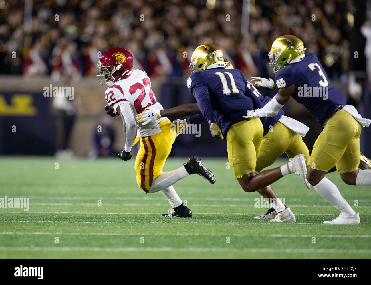 South Bend, Indiana, USA. 23rd Oct, 2021. USC running back Darwin ...
