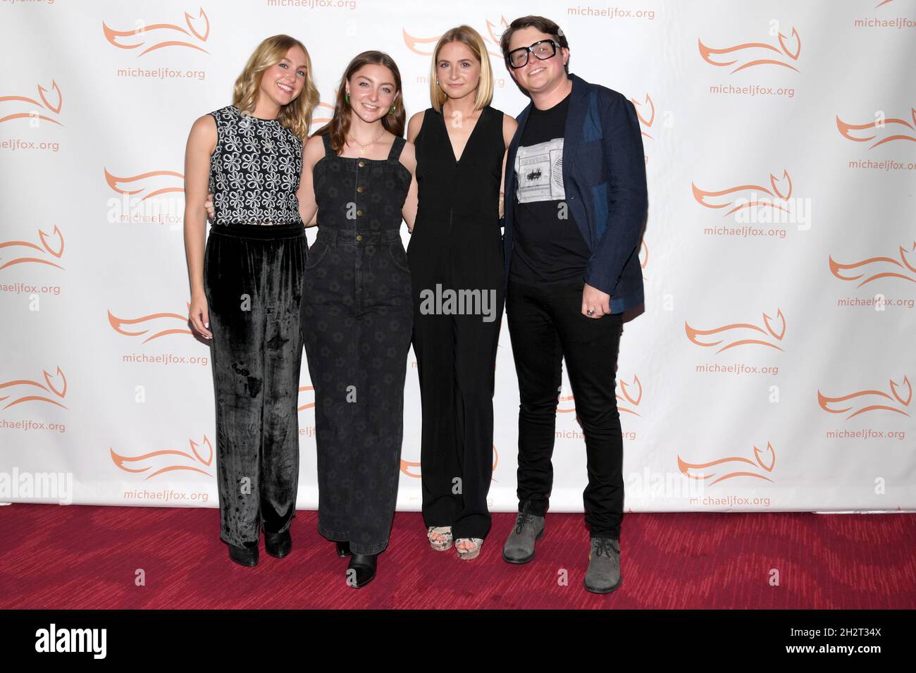 Aquinnah fox and schuyler fox hi-res stock photography and images - Alamy