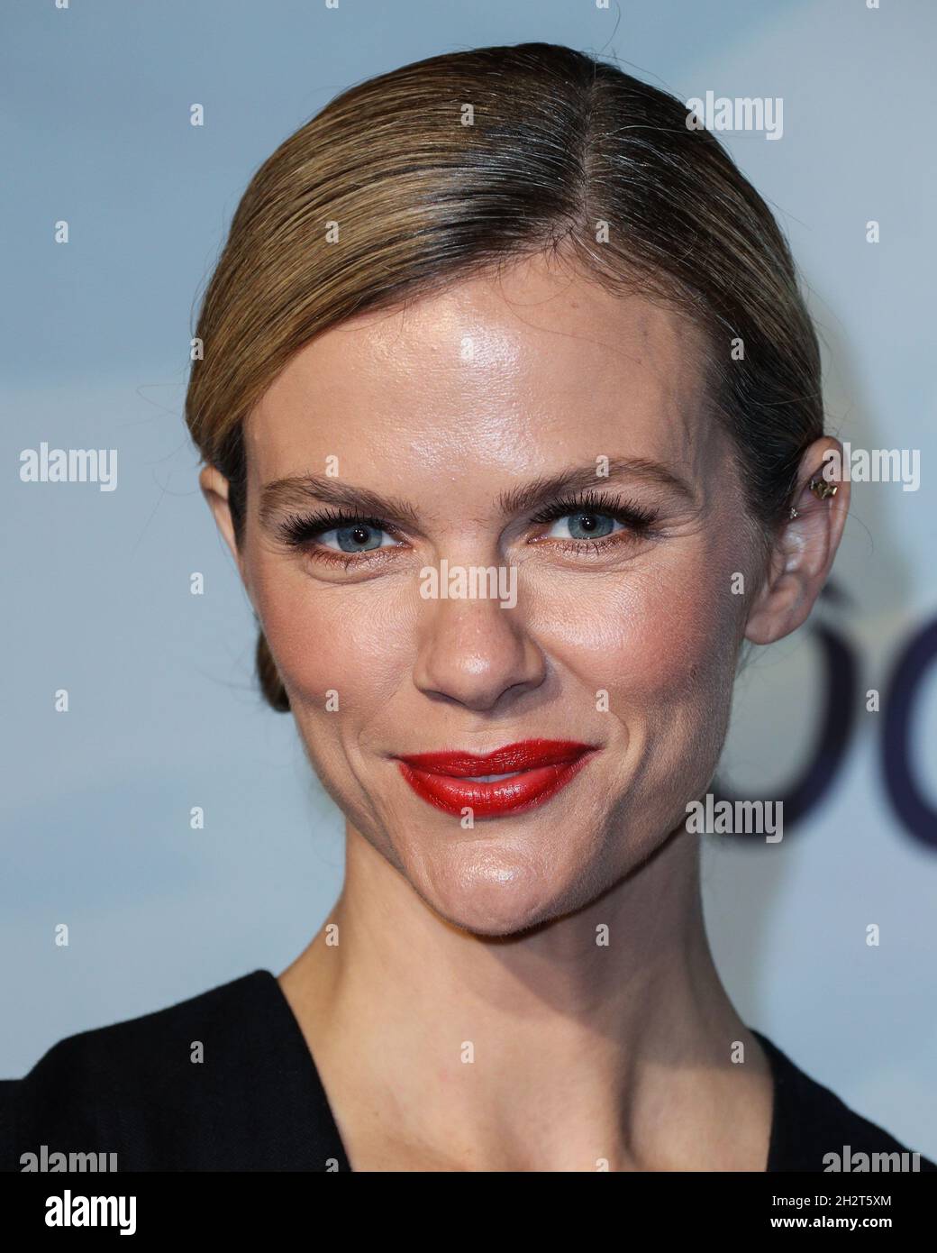 Brooklyn danielle decker hi-res stock photography and images - Alamy