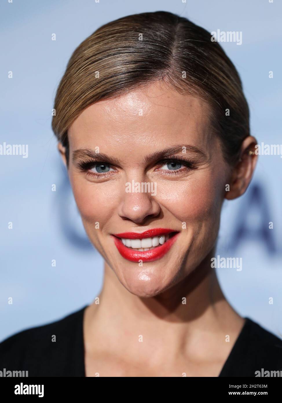 Brooklyn danielle decker hi-res stock photography and images - Alamy