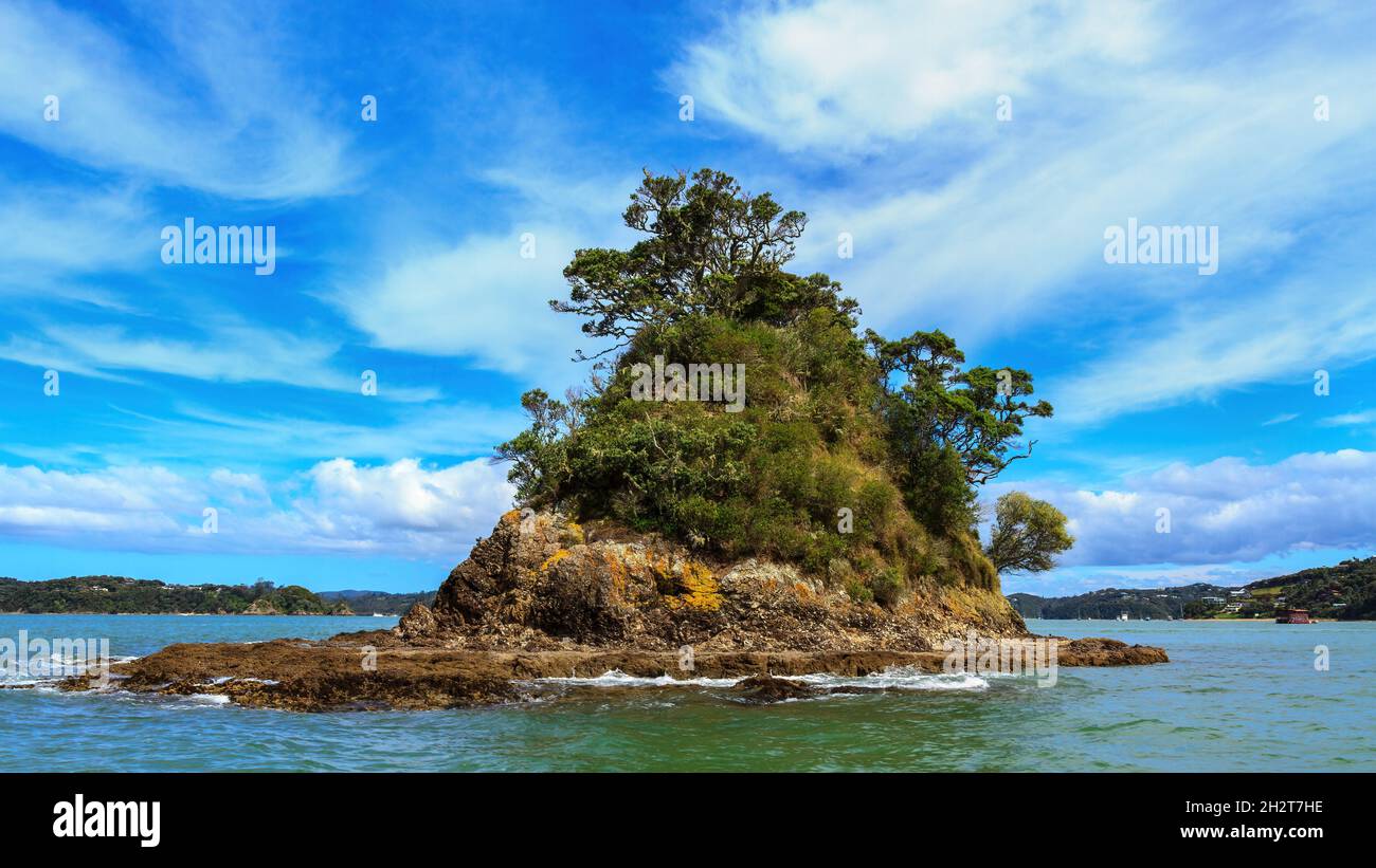Bay of islands new zealand hi-res stock photography and images - Alamy