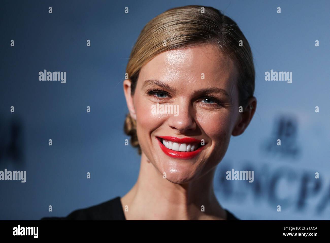 Brooklyn danielle decker hi-res stock photography and images - Alamy