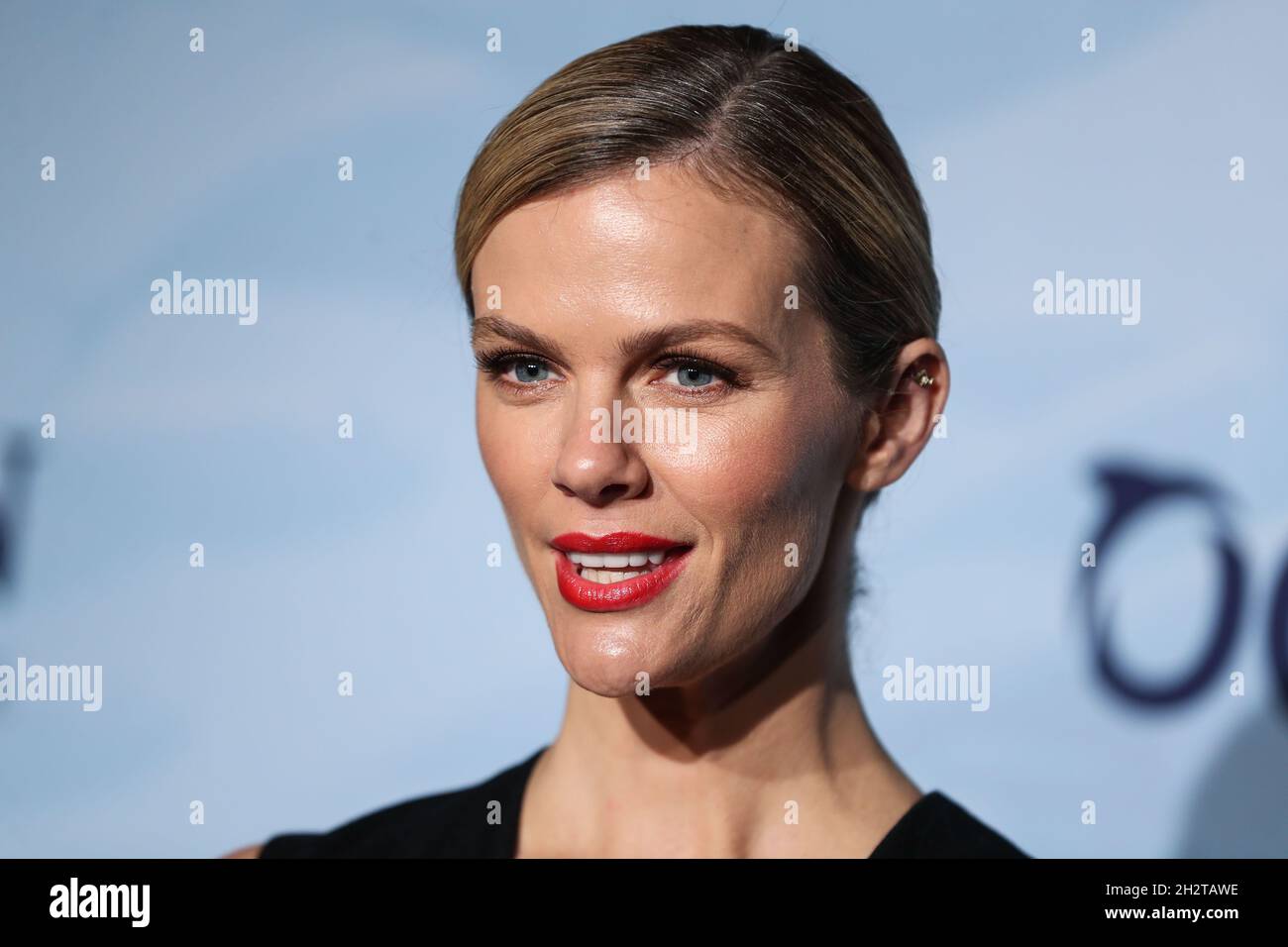 LAGUNA BEACH, ORANGE COUNTY, CALIFORNIA, USA - OCTOBER 23: Model ...