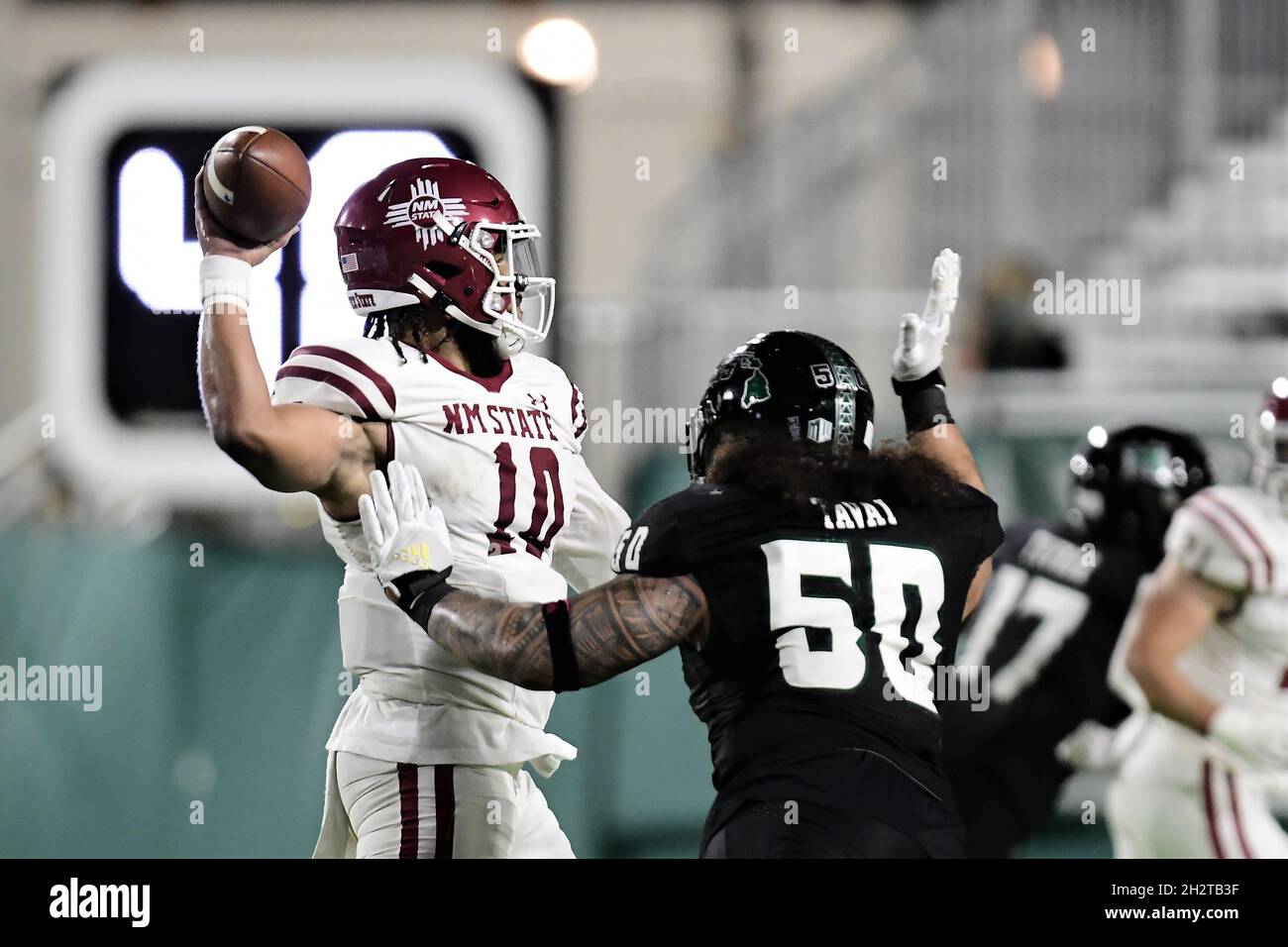 Honolulu, Hawaii, USA. 23rd Oct, 2021. Hawaii Warriors defensive ...