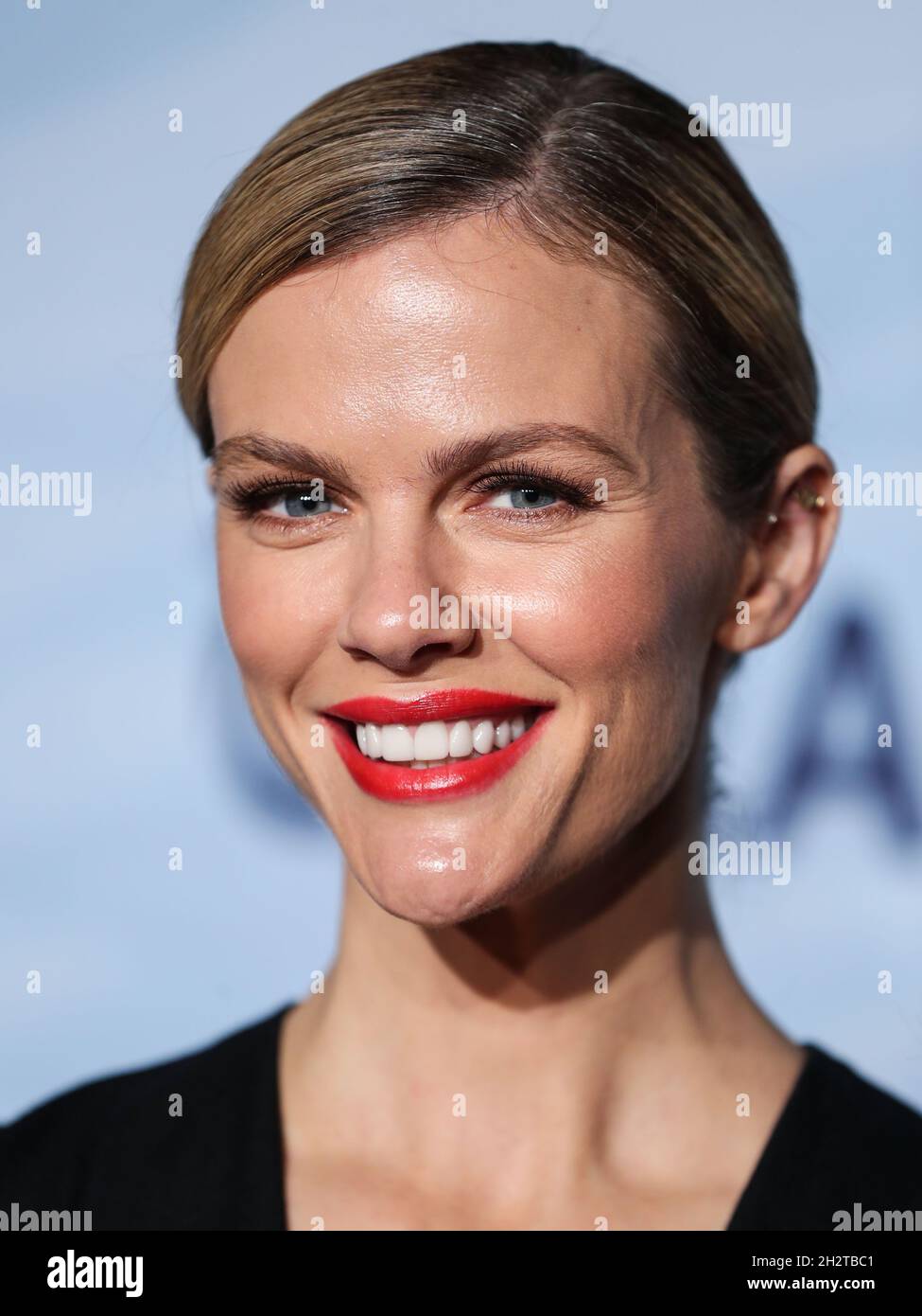 Brooklyn danielle decker hi-res stock photography and images - Alamy