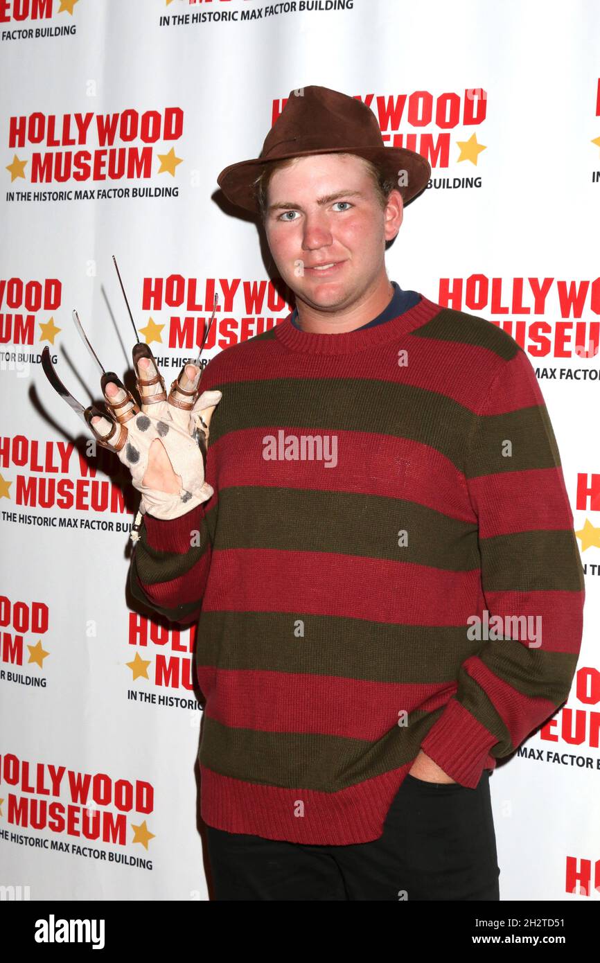 LOS ANGELES - OCT 21: Connor Dean at the Hollywood Museum Celebrates ...