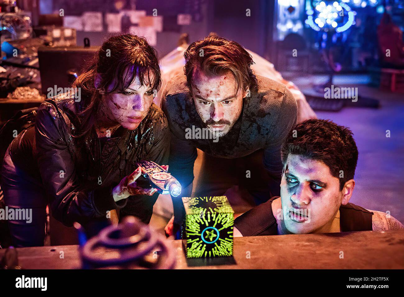 BEN O'TOOLE and CAROLINE FORD in NEKROTRONIC (2018), directed by KIAH ...
