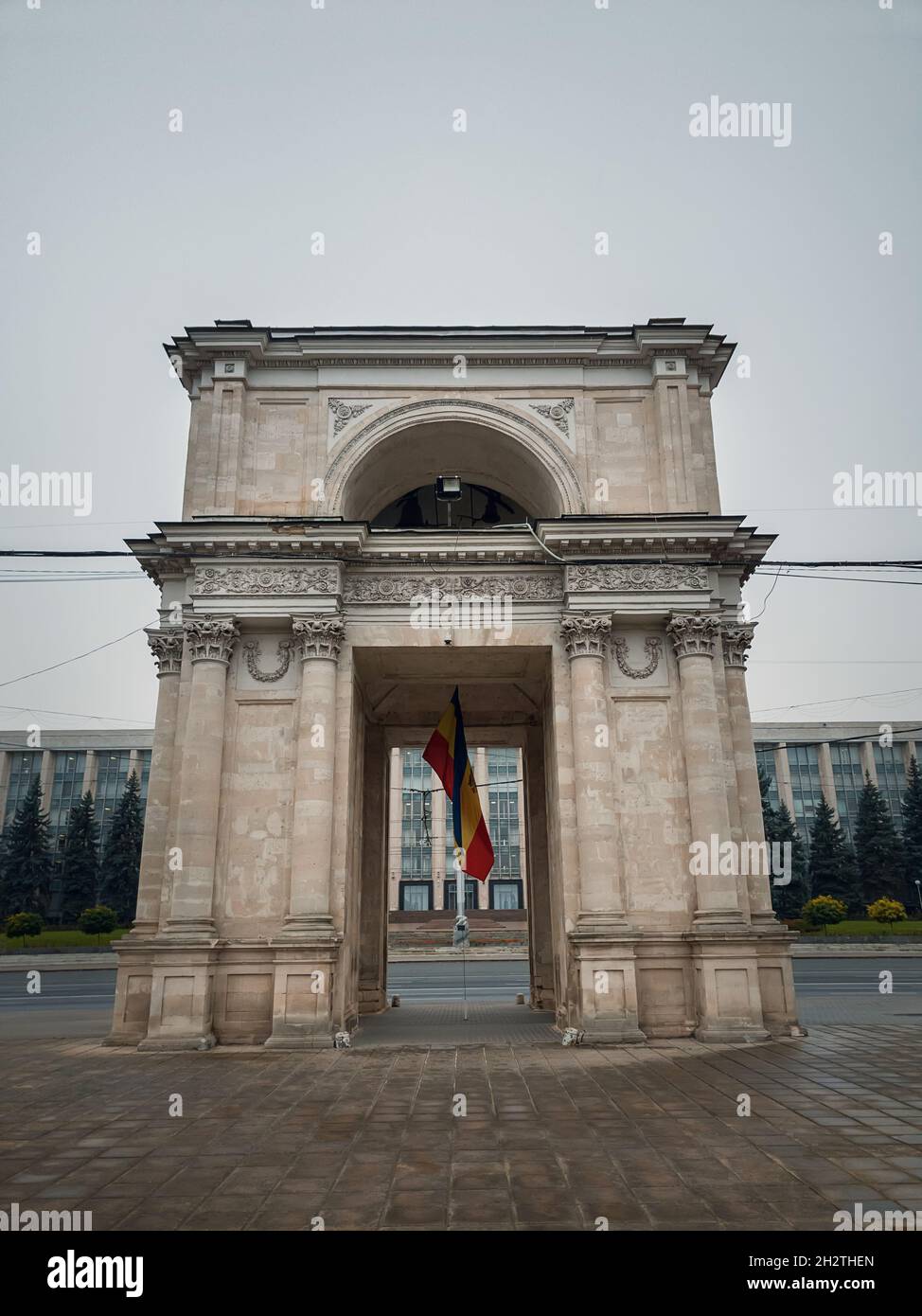 Close up view to the Triumphal Arch in front of the government building ...
