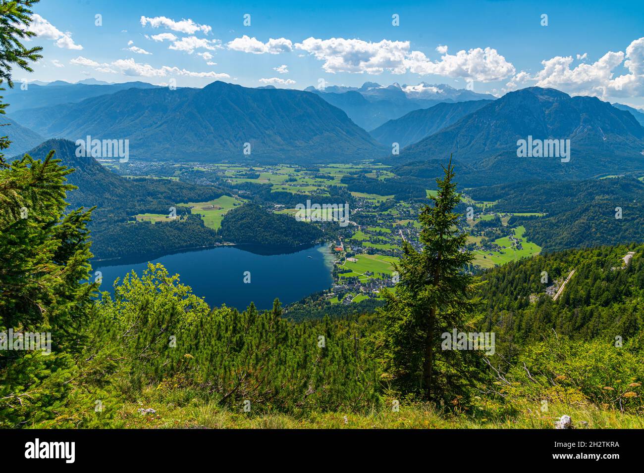 The village of altaussee in austria hi-res stock photography and images ...