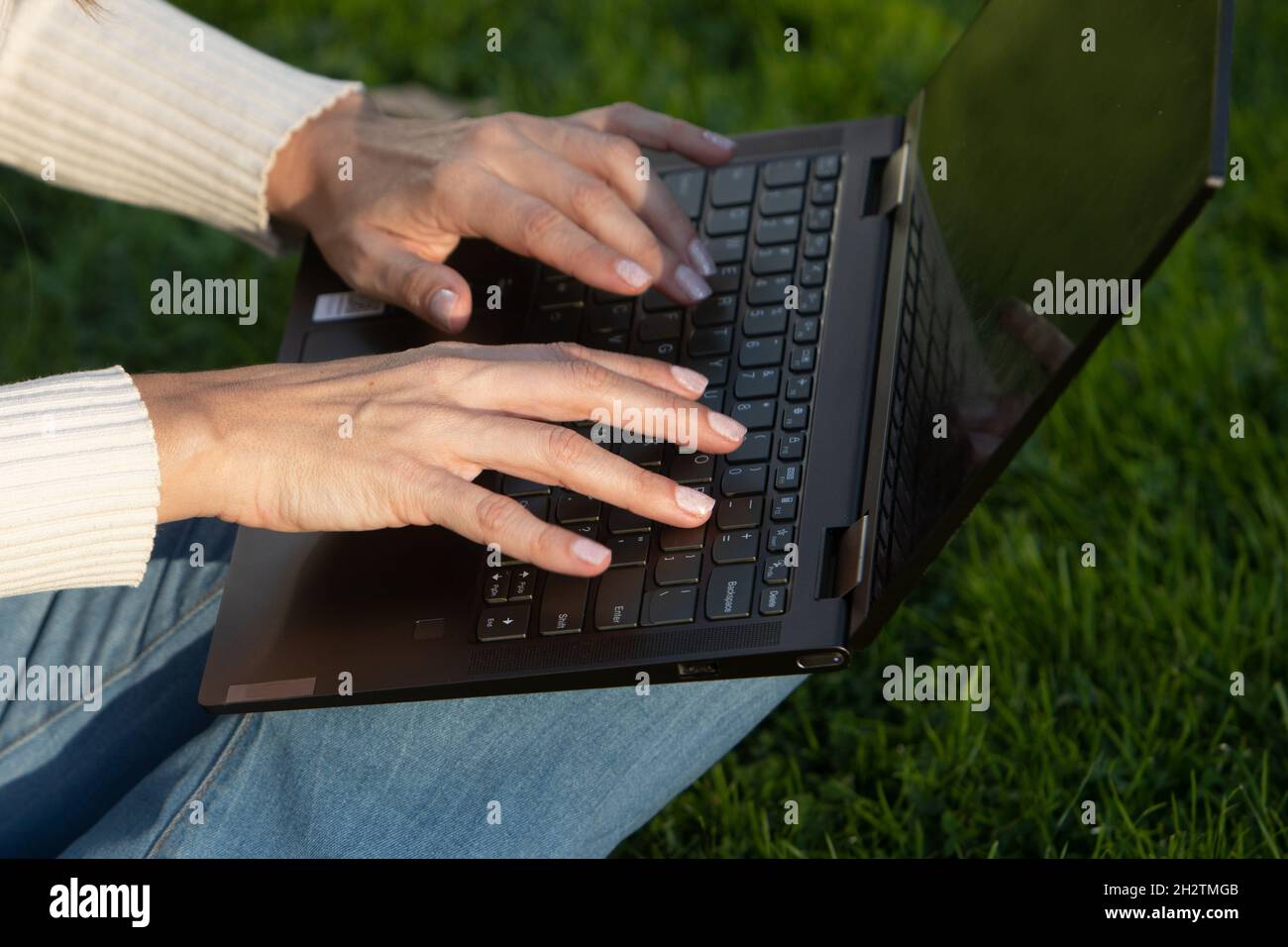 Office innovation work hi-res stock photography and images - Alamy