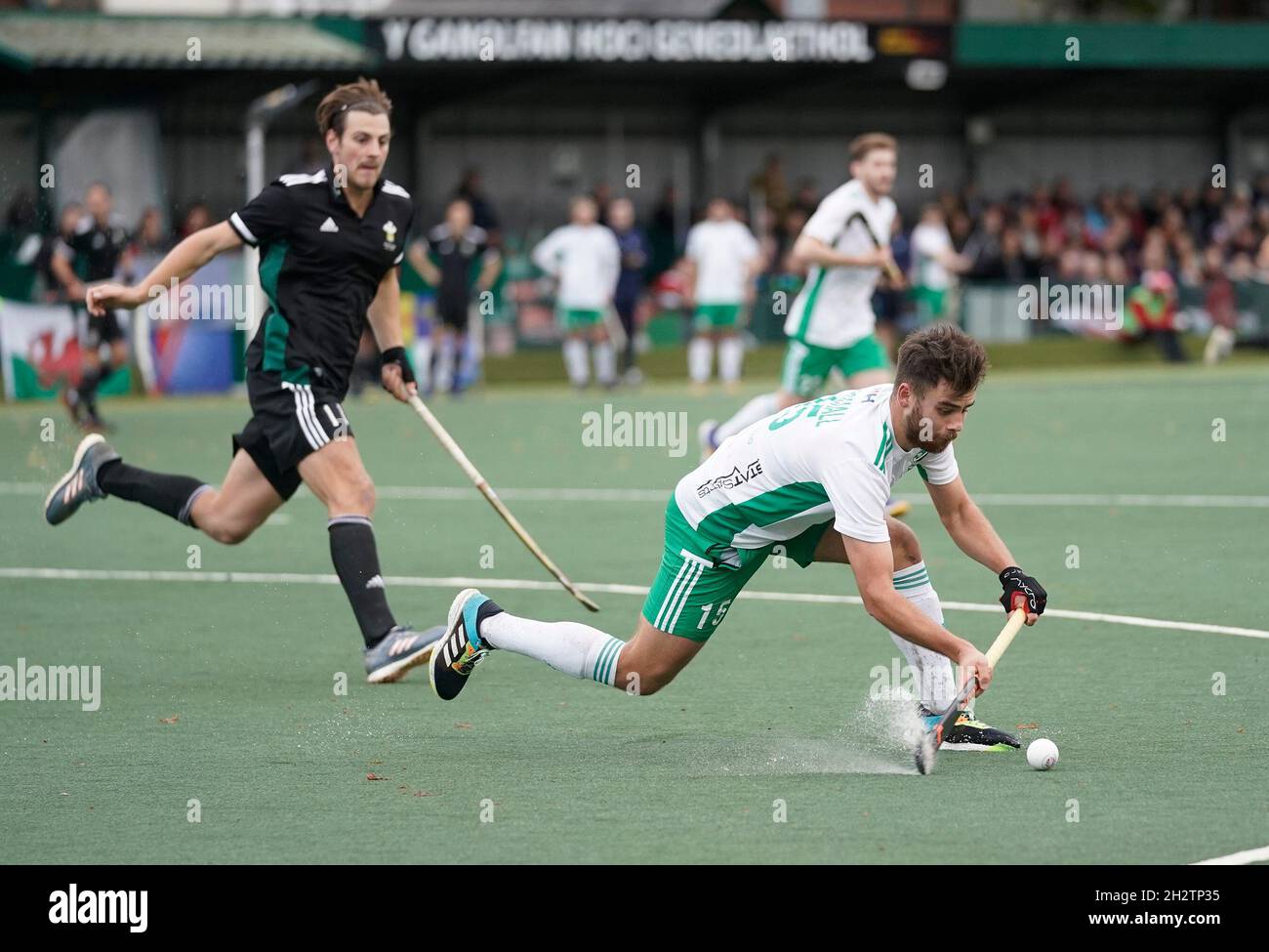 James carson hi-res stock photography and images - Alamy