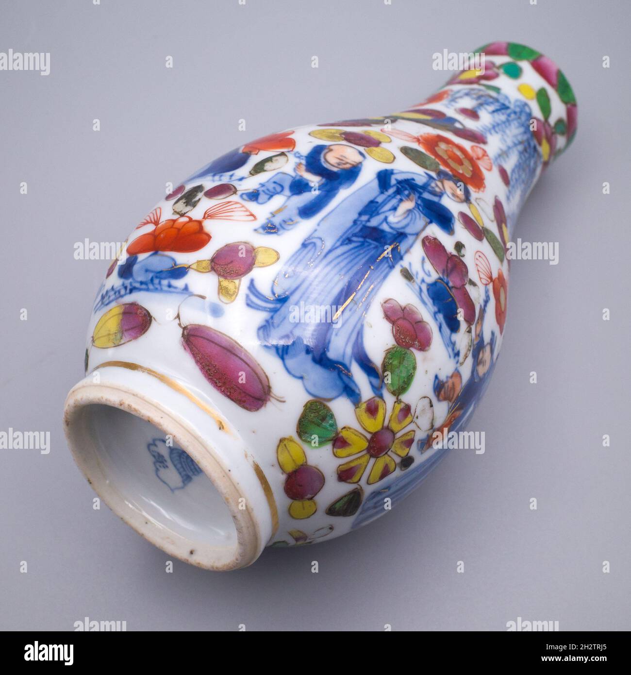 Clobbered Antique Chinese Blue and White Long Eliza Vase With Kangxi ...