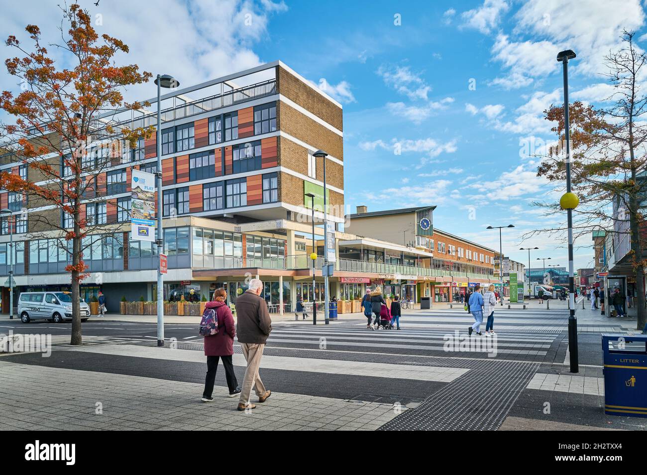 Pedestrian crosssing hi-res stock photography and images - Alamy