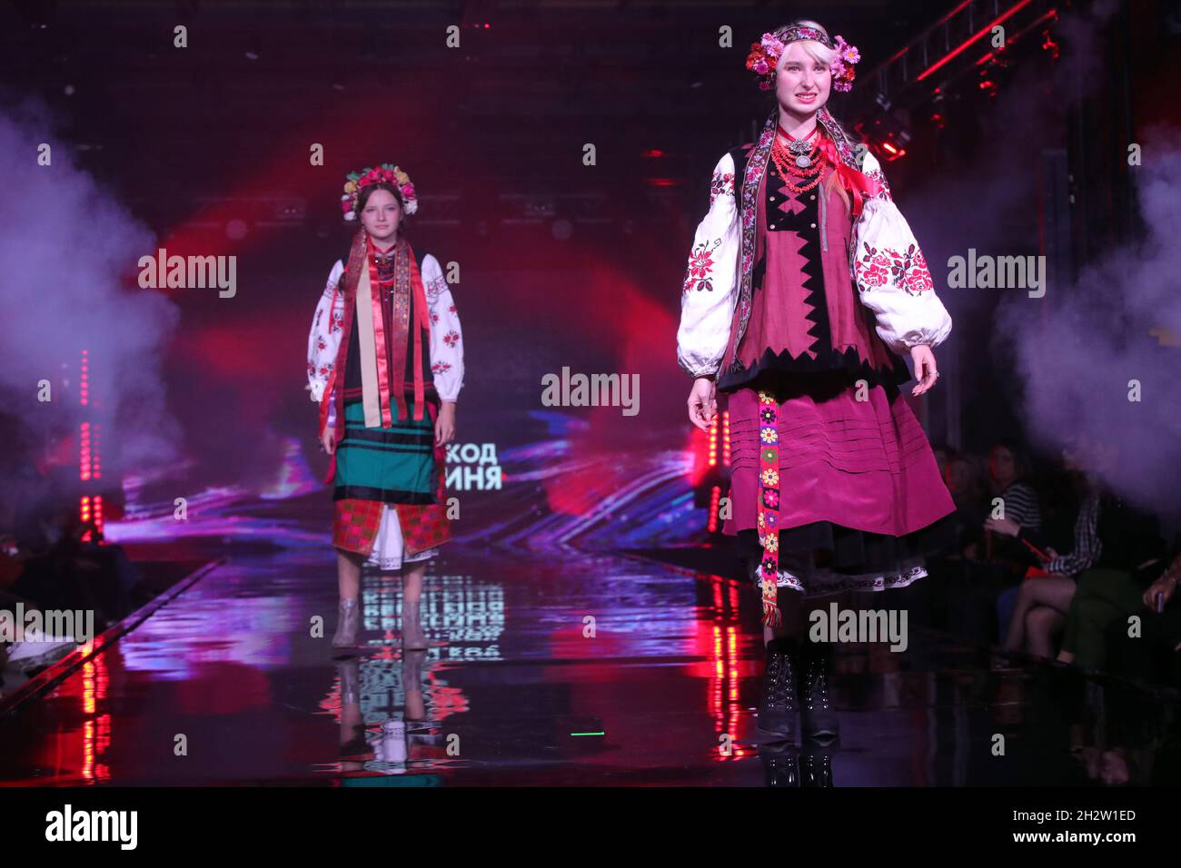 Ukrainian models hi-res stock photography and images - Alamy