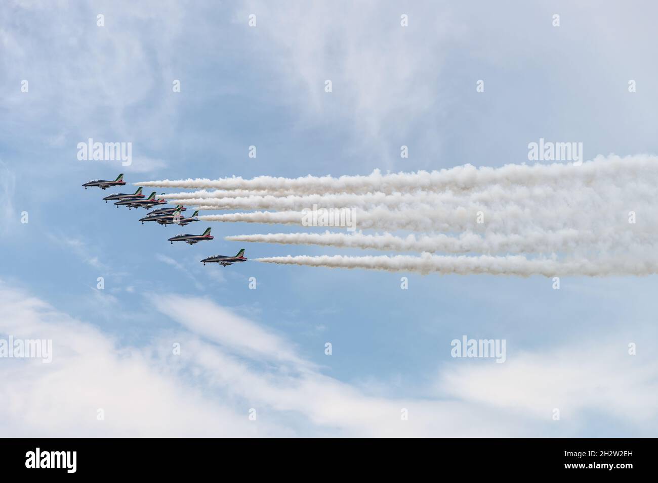 Frecce tricolori display team hi-res stock photography and images - Alamy