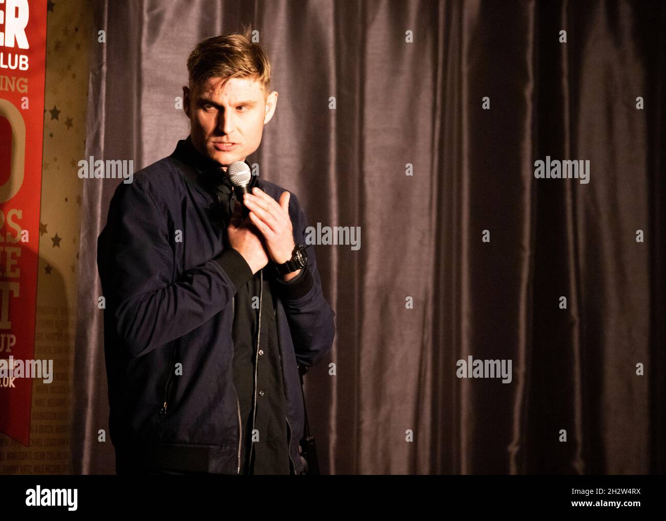 Nationwide building society and advert hi-res stock photography and ...