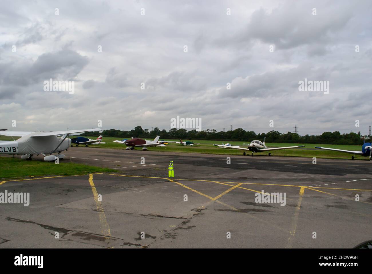 ELSTREE, LONDON, ENGLAND- 17 October 2021: Light aircrafts at London ...