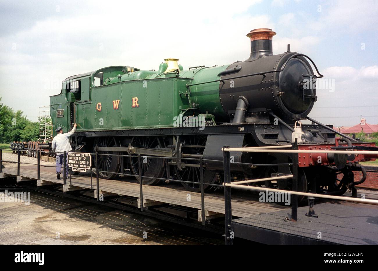 Gwr steam locomotive hi-res stock photography and images - Alamy