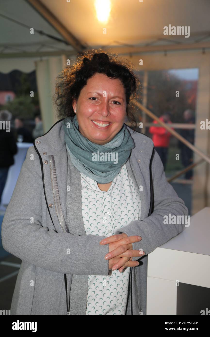 Die Tochter von Achim Mentzel bei der Show zur Einweihung des Achim ...