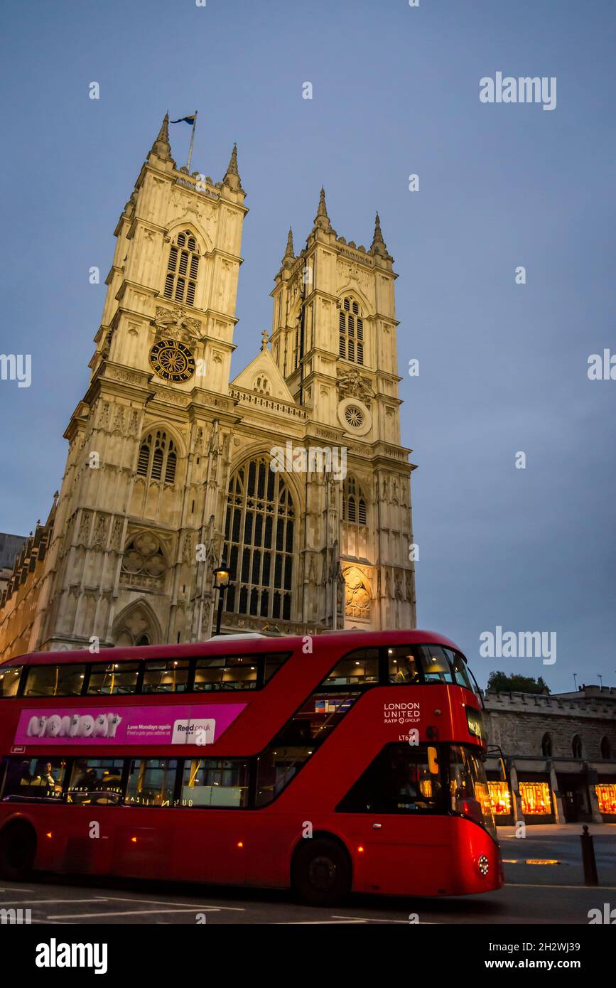 Main facade of the Westminster Abbey, a royal church in City of ...