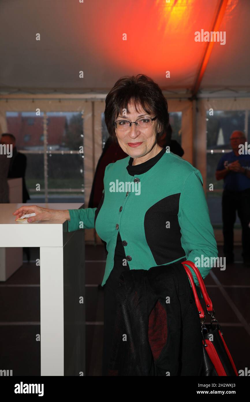 Ingrid Raack bei der Show zur Einweihung des Achim-Mentzel-Weg im ...