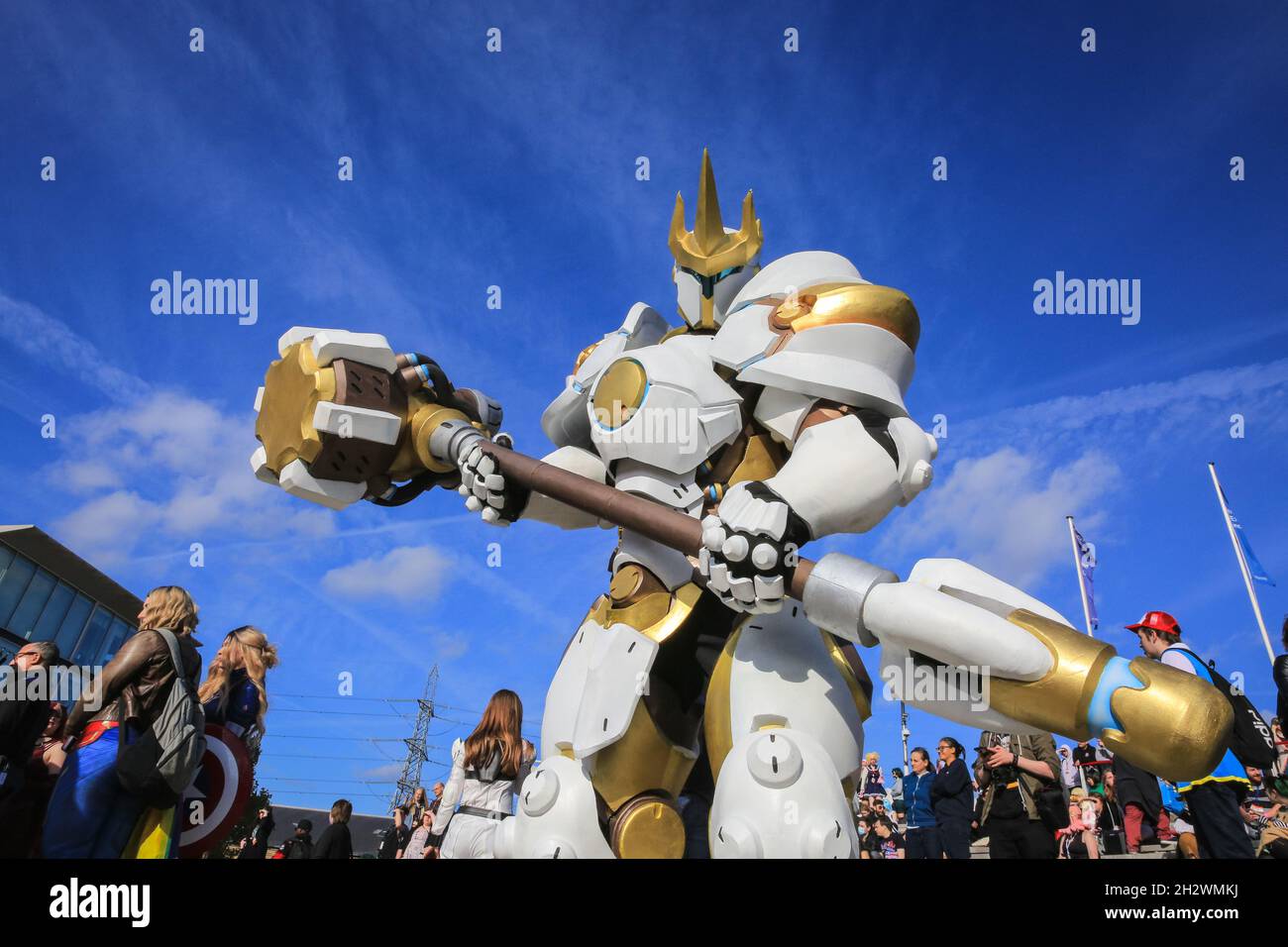 ExCel, London, UK. 24th Oct, 2021. Reinhardt from Overwatch in a huge ...