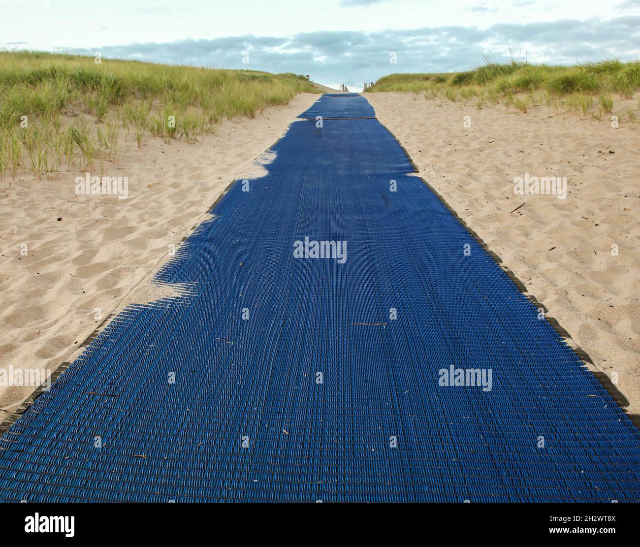 Blue carpet on the beach hi-res stock photography and images - Alamy