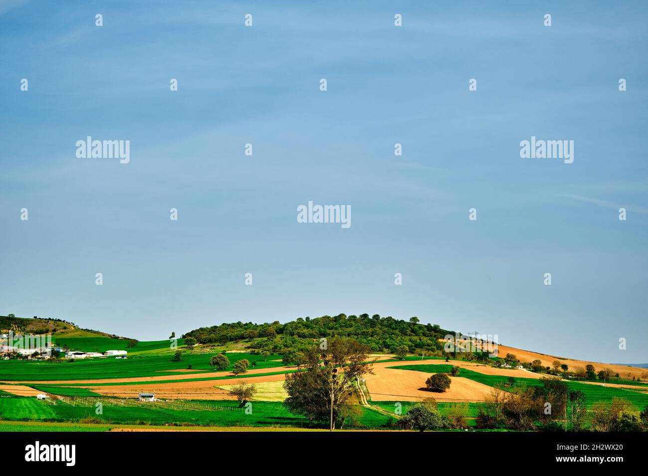 Natural scenery and magnificent scenery hi-res stock photography and ...