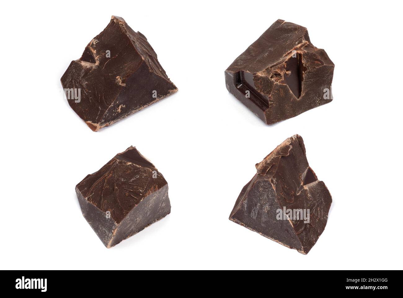 Broken chocolate pieces cocoa hi-res stock photography and images - Alamy