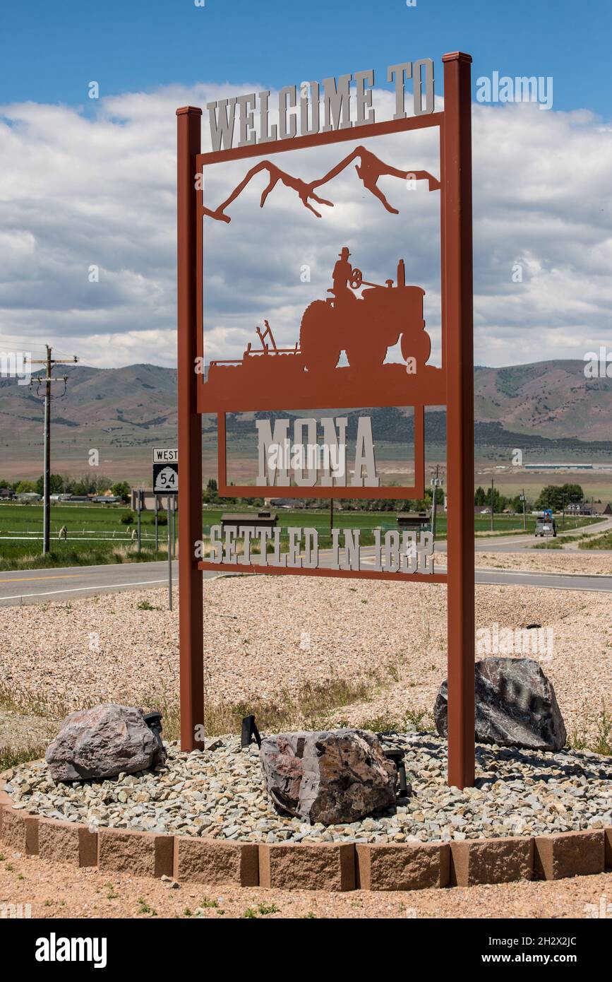 15 mona hi-res stock photography and images - Alamy