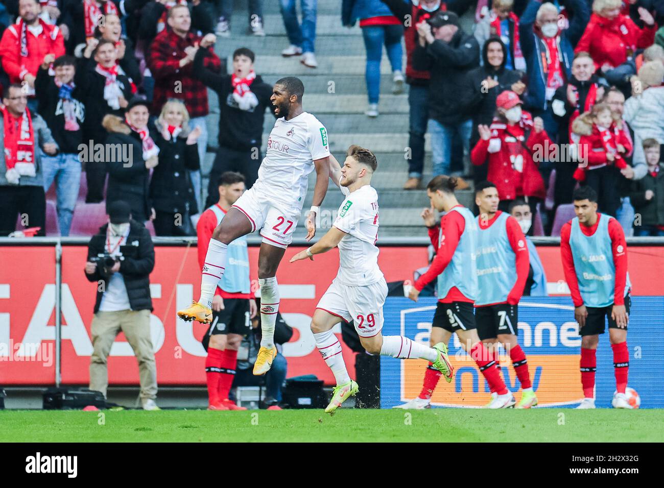 Cologne, Germany. 24th Oct, 2021. Football: Bundesliga, 1st FC Cologne ...