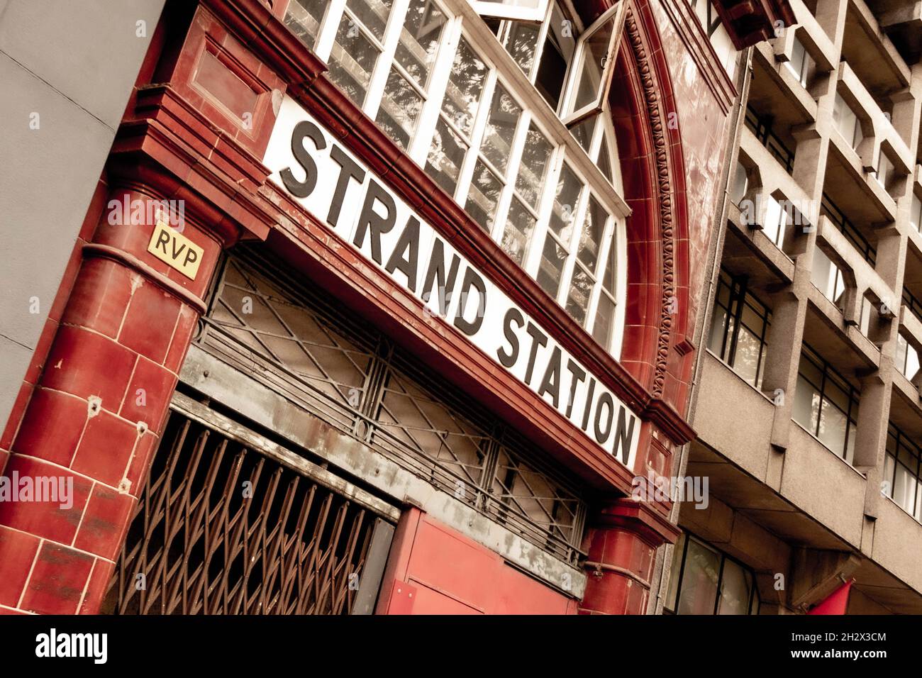 Entrance To The Closed And Derelict Piccadillly Line Strand London ...