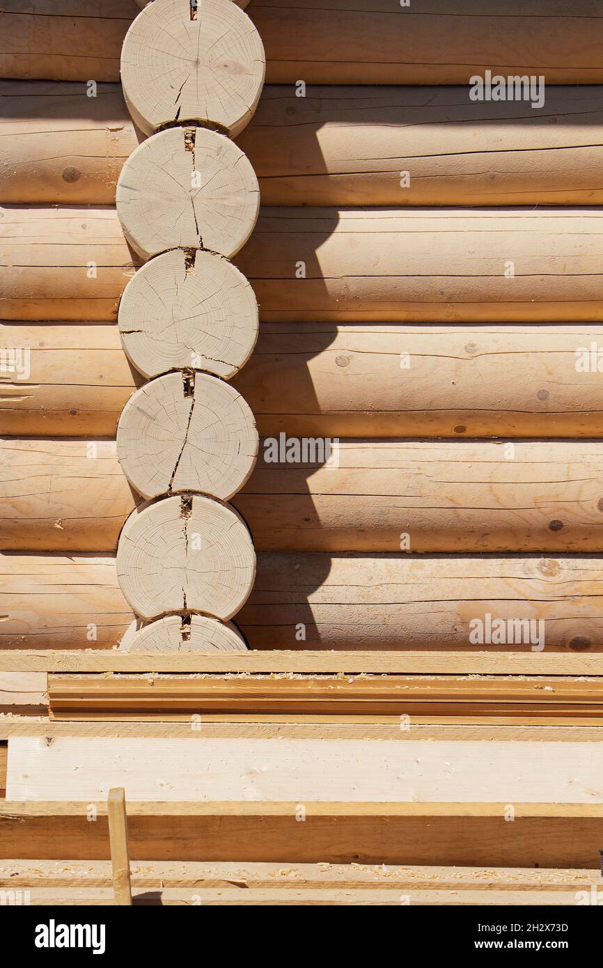 Detail wall new log house hi-res stock photography and images - Alamy