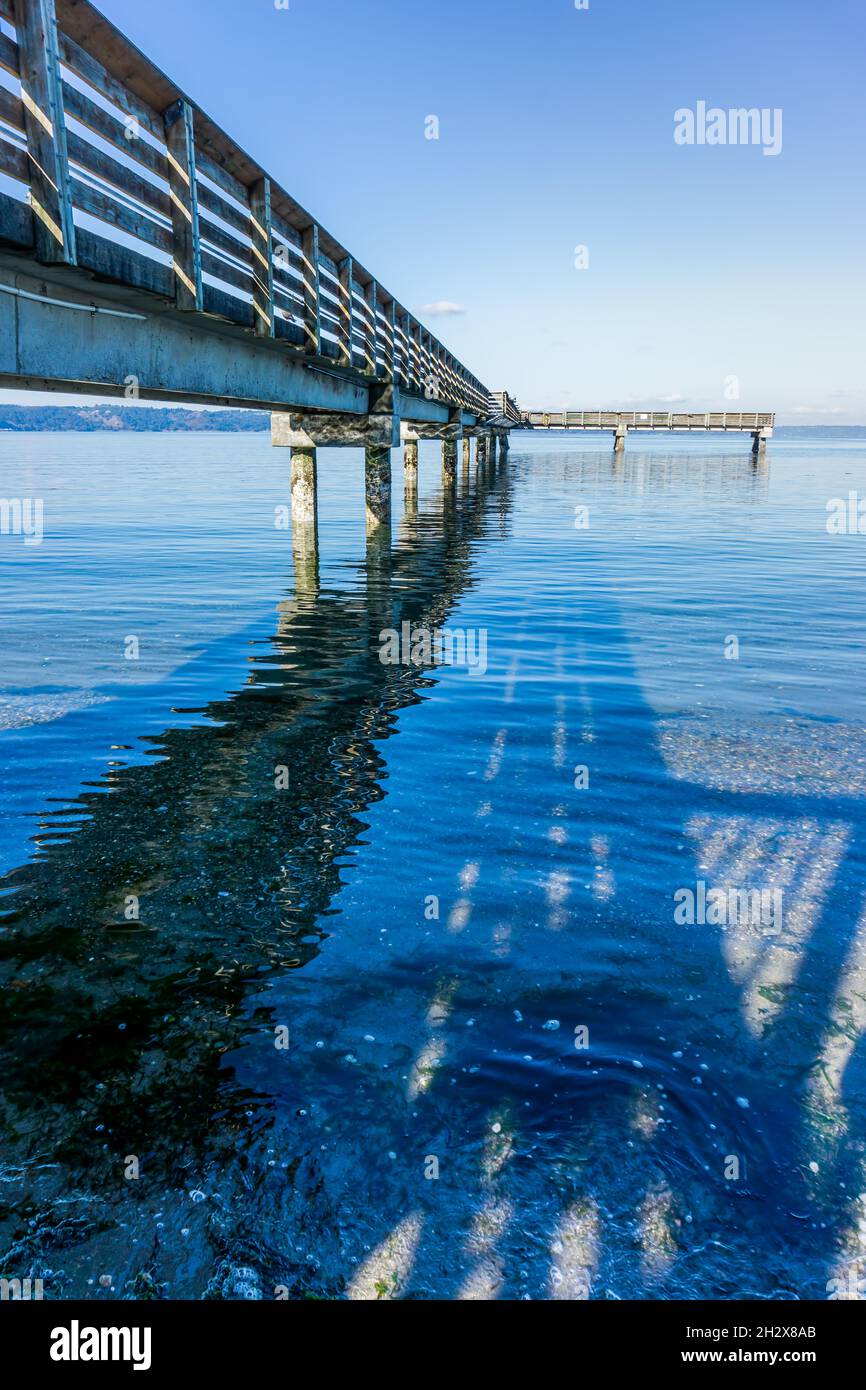 An empty pier at Dash Point, Washington Stock Photo - Alamy
