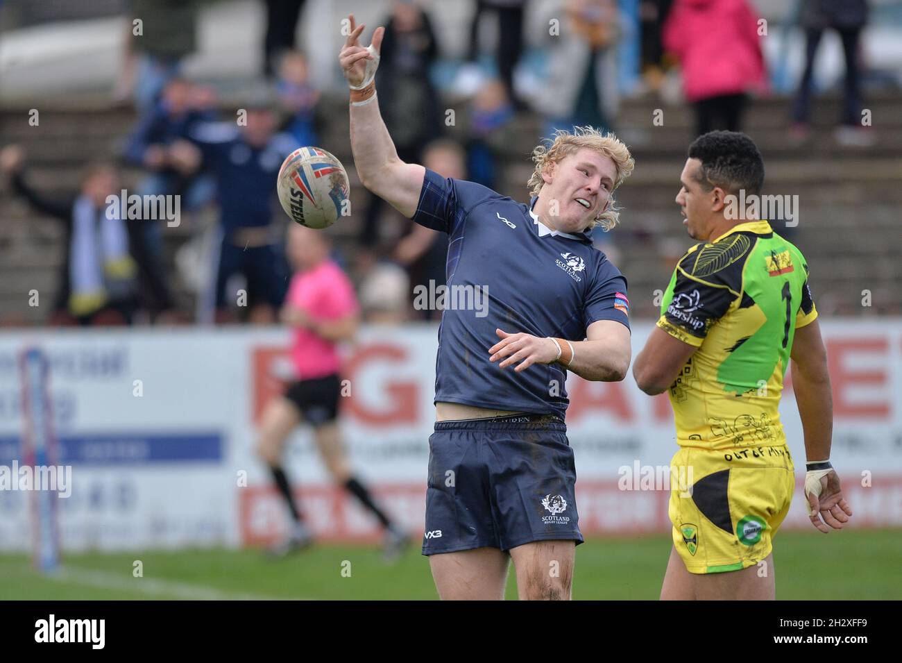 Charlie emslie of scotland hi-res stock photography and images - Alamy