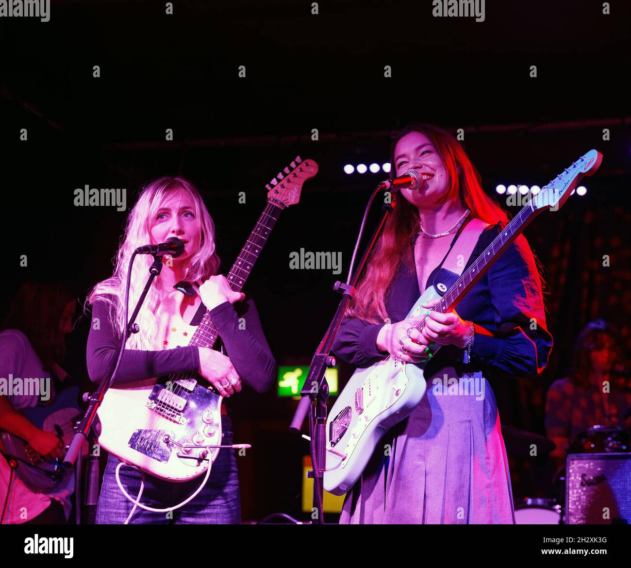 October 23, 2021: Hester Chambers and Rhian Teasdale of UK Band Wet Leg ...