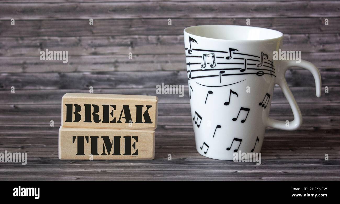 Lunch time text hi-res stock photography and images - Alamy