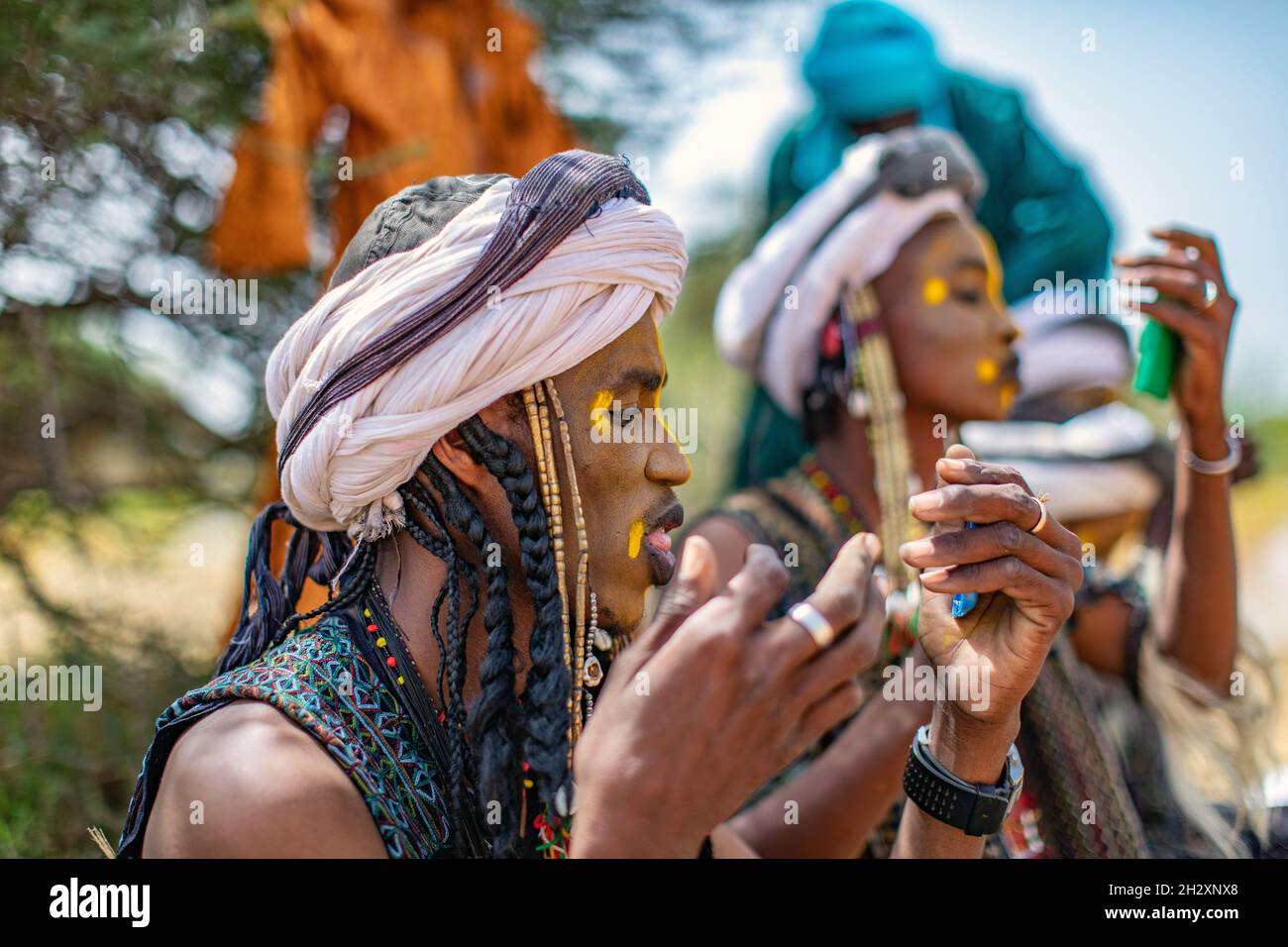 Traditional man in niger hi-res stock photography and images - Alamy