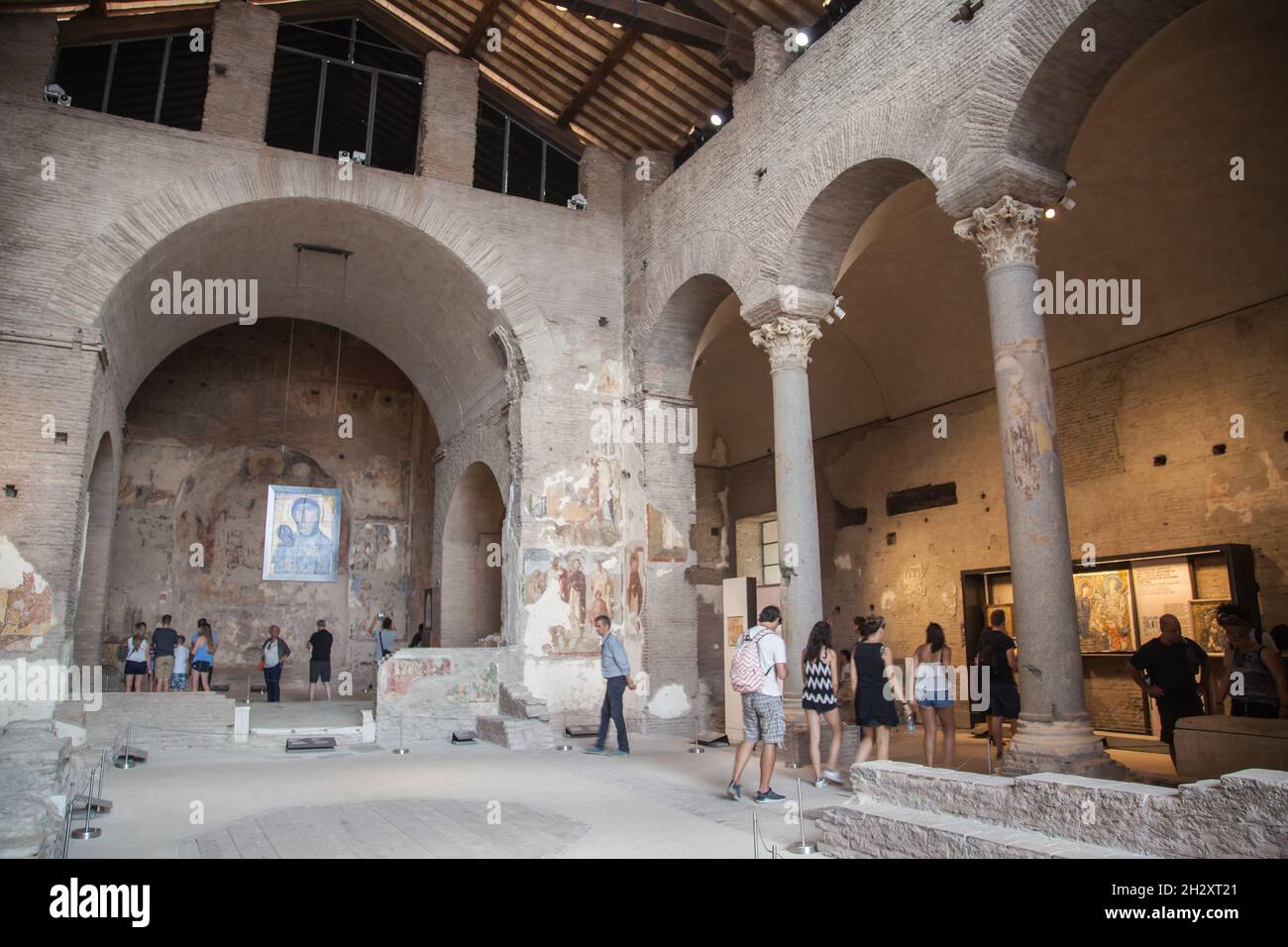Santa maria antiqua church hi-res stock photography and images - Alamy